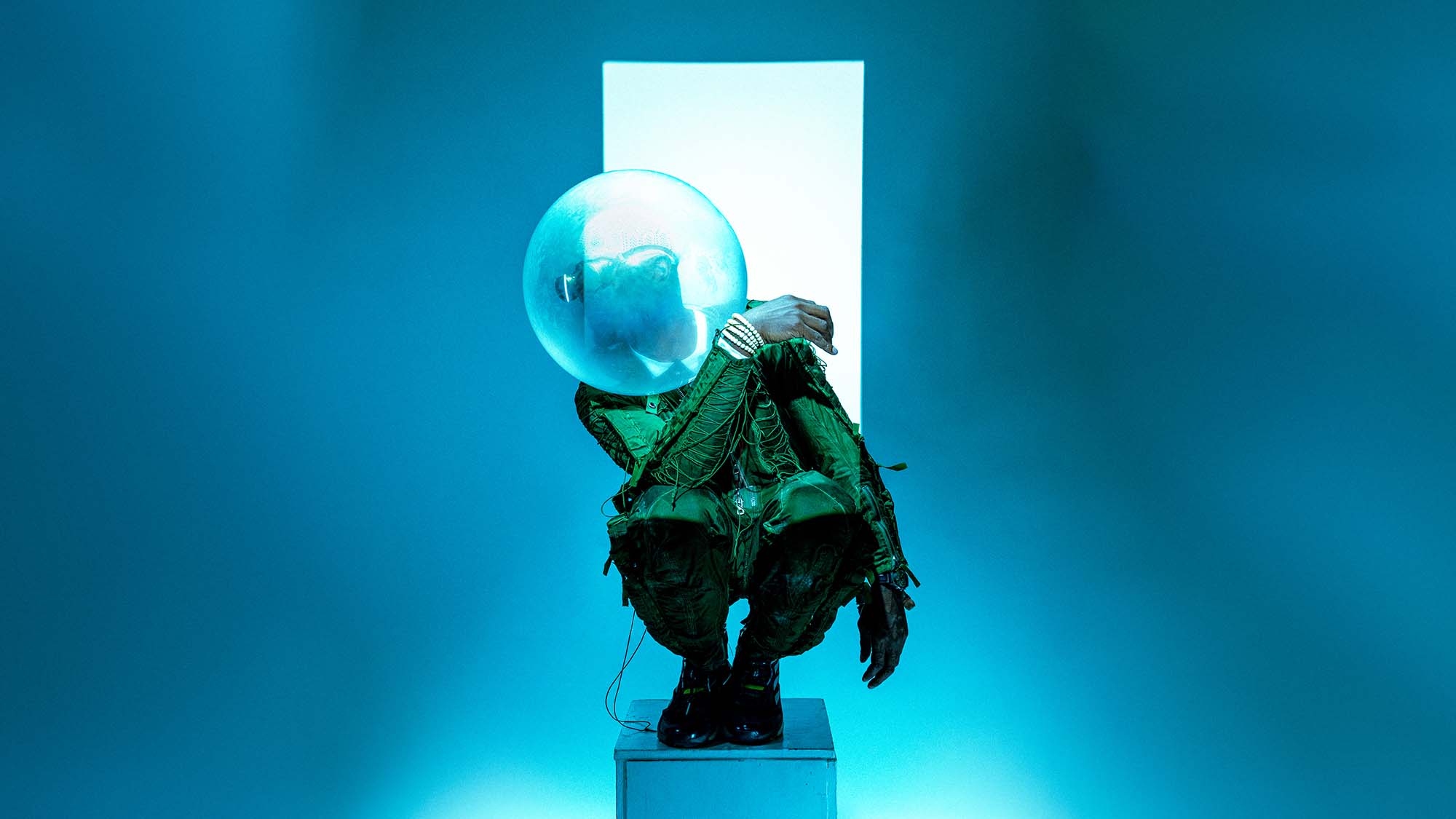 A photographer's studio in motion: Benji Reid brings Find Your Eyes to ...